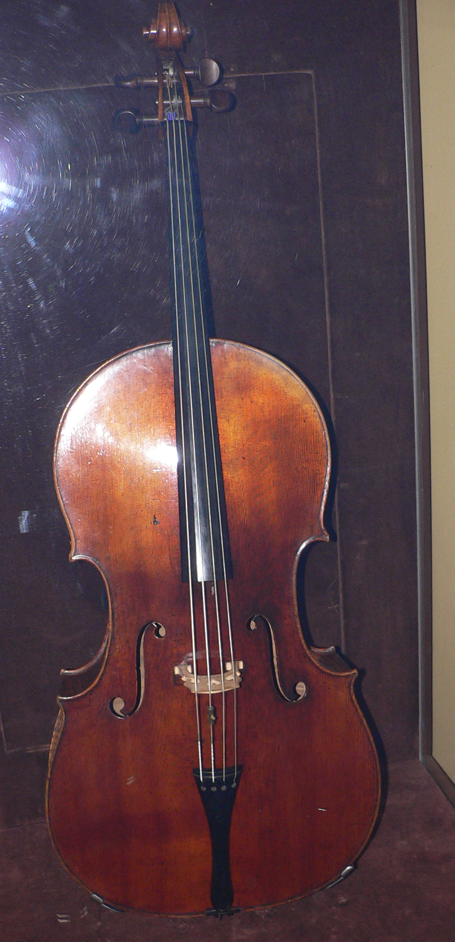 The 20 Most Expensive Musical Instruments Ever Sold – And Who Plays ...